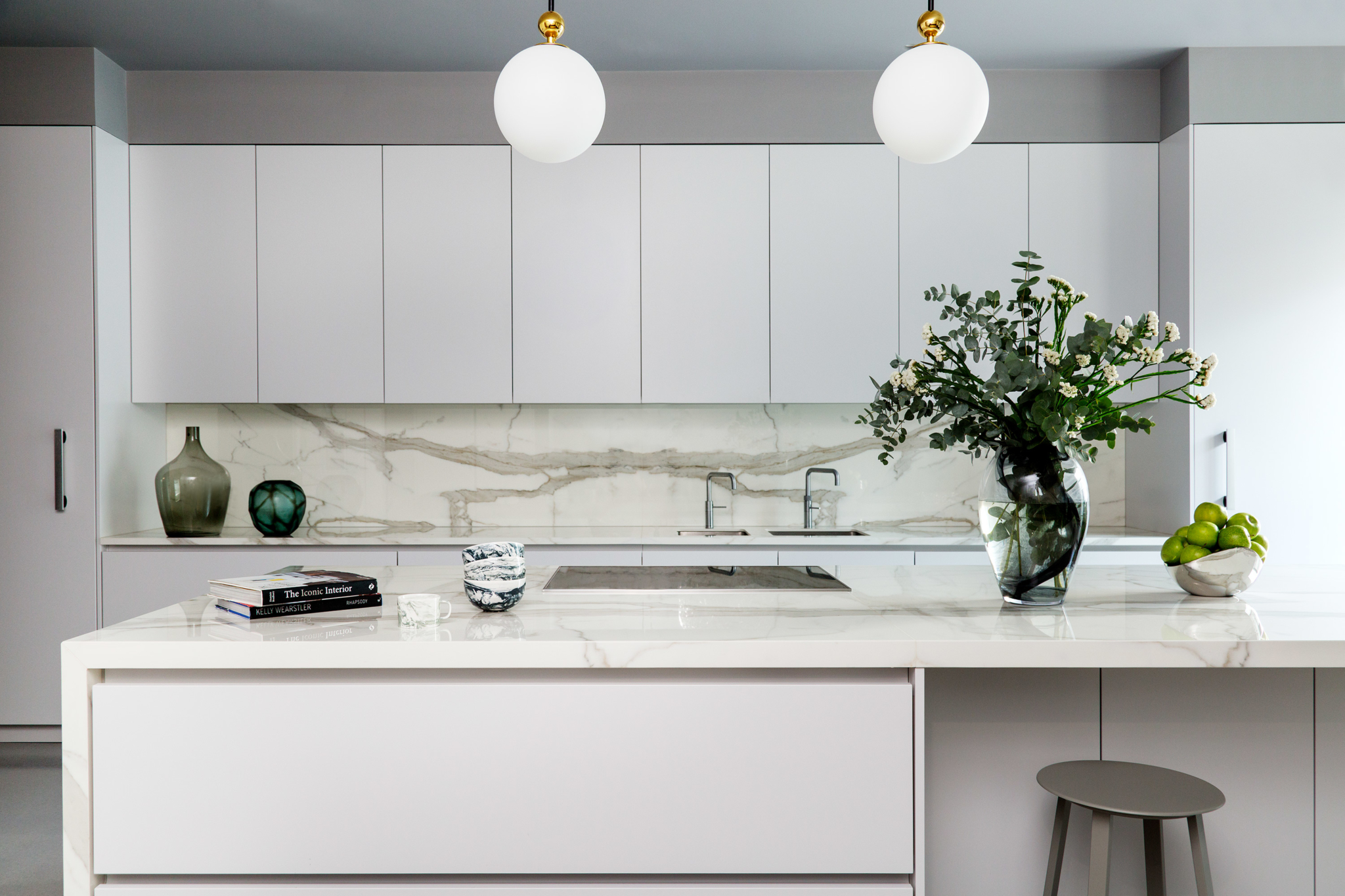 Elegant & Modern Bespoke Kitchen at Homefield | HUX London