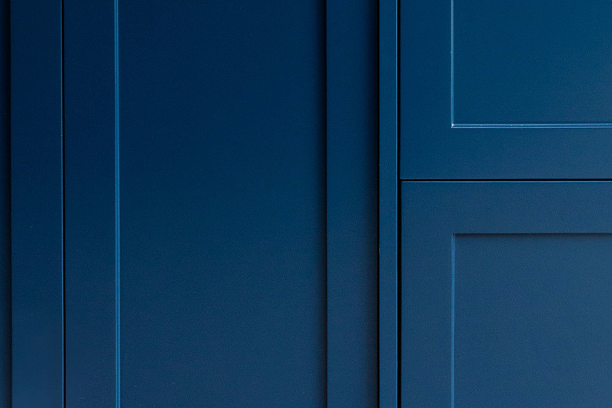 Abinger Bespoke Kitchen Shaker Style l HUX London