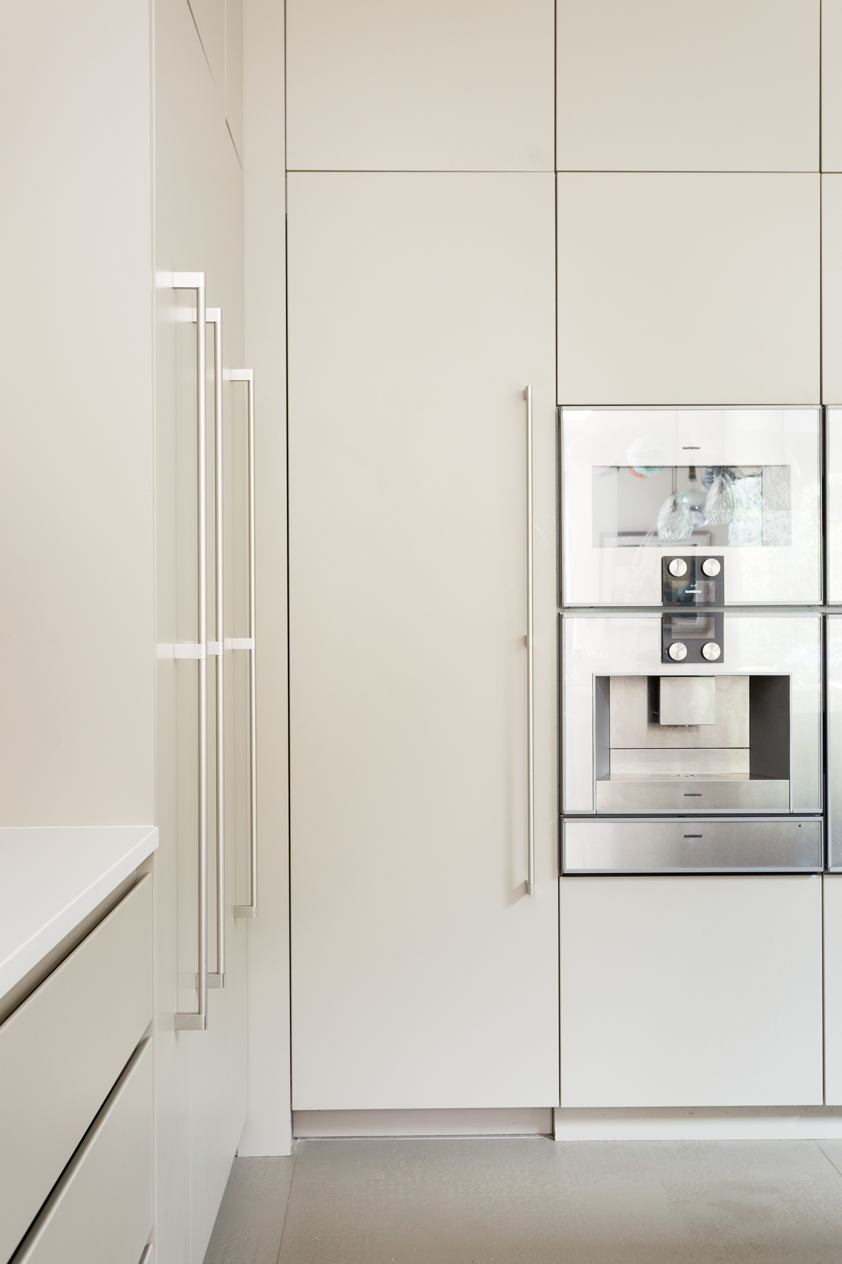 Luxurious & Modern Bespoke Kitchen At Arlington | HUX London