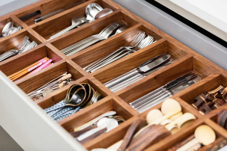 Luxurious & Modern Bespoke Kitchen At Arlington | HUX London