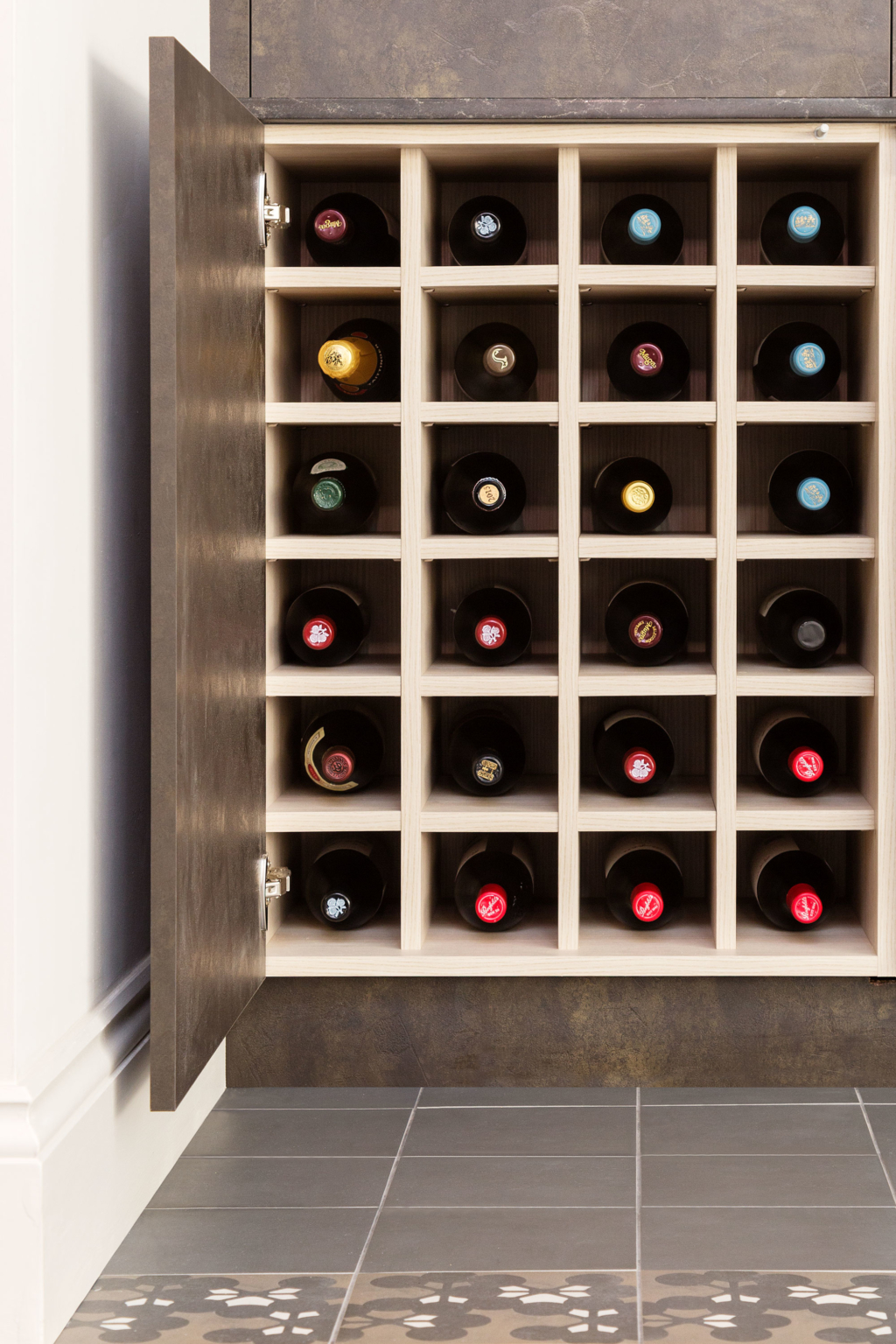 Beautifully Designed Bespoke Luxury Home Bars | HUX London