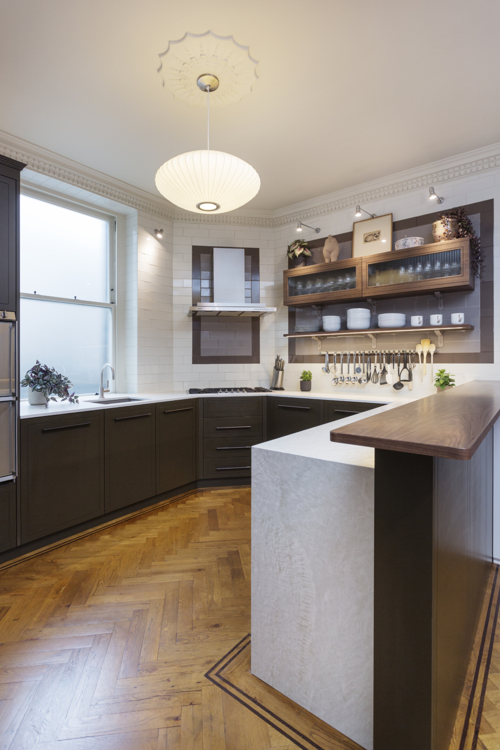 Contemporary Bespoke Kitchen At Welbeck | HUX London