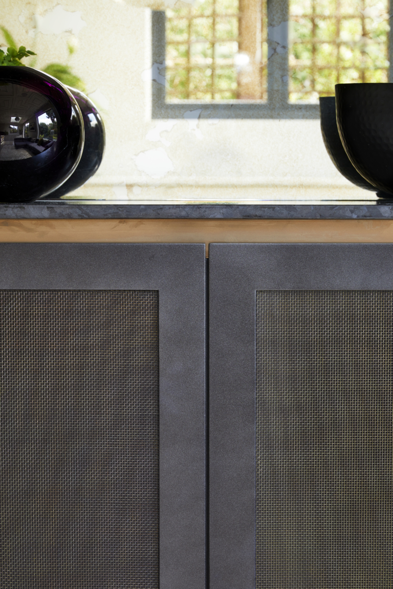 Beautifully Designed Bespoke Luxury Home Bars | HUX London